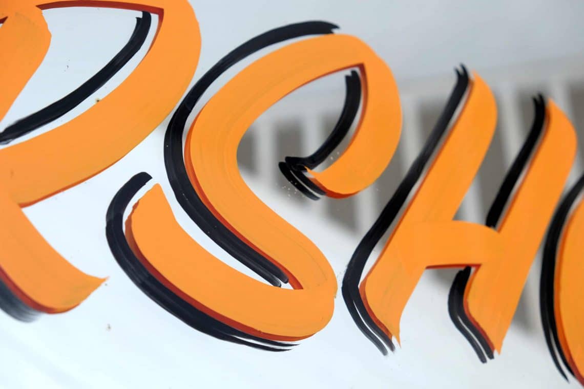 How To Learn Sign Painting Step By Step 2020 Lettering Daily